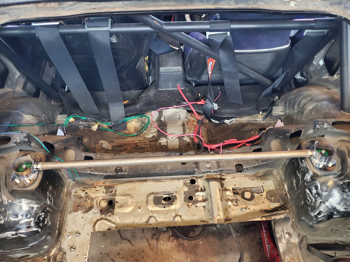 Z31 Solid rear strut tower bar – Pucker Factory Fabrication